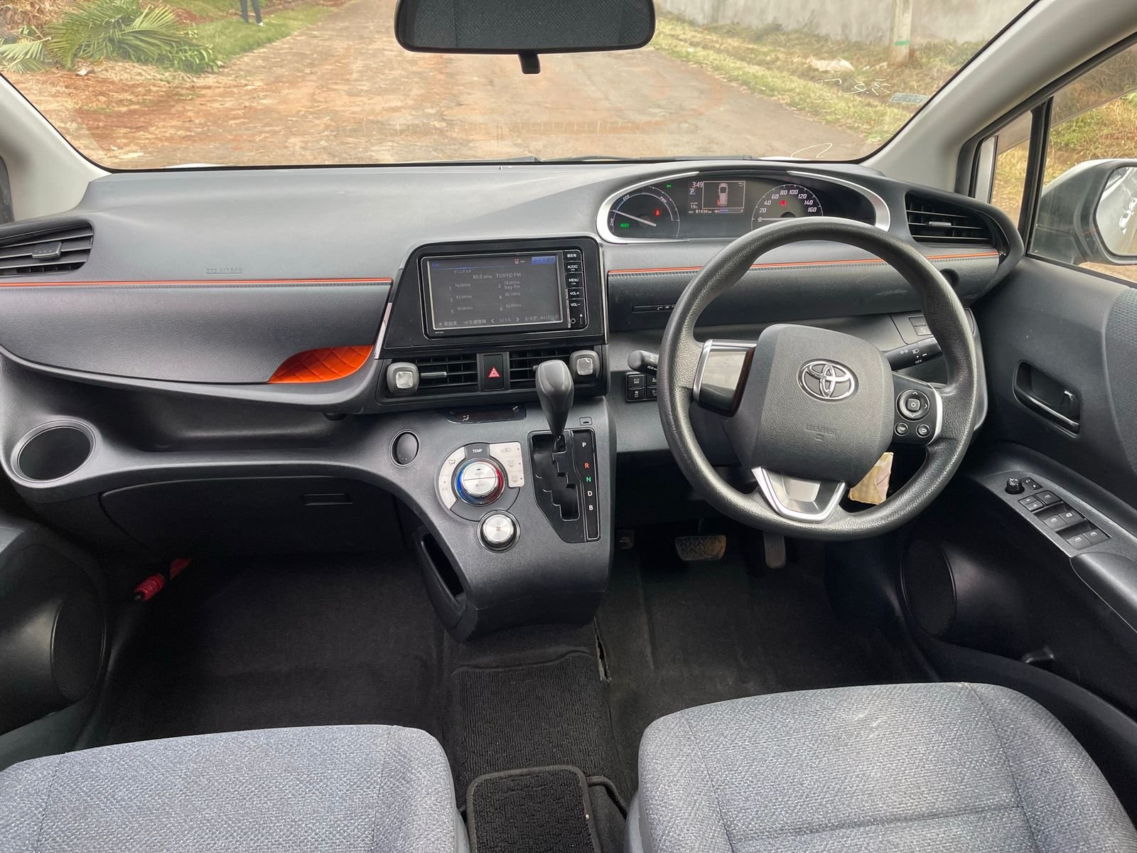 A Closer Look at the 2016 Toyota Sienta Hybrid In Kenya - Bacchus ...